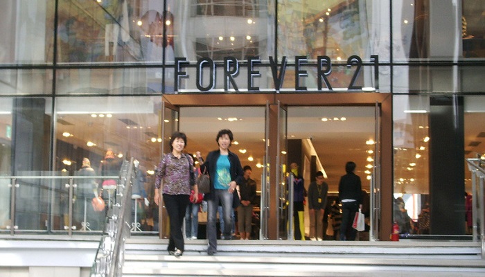 These Tweets Perfectly Sum Up Why You Can't Stand Forever 21